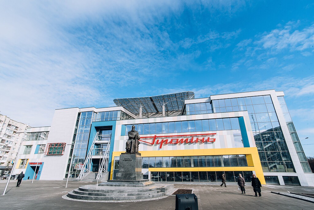 Кинотеатры MULTIPLEX - купить билет в кинотеатр MULTIPLEX | афиша ...